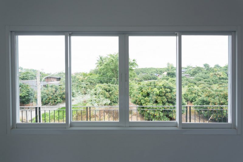 The Benefits of Replacement Sliding Windows